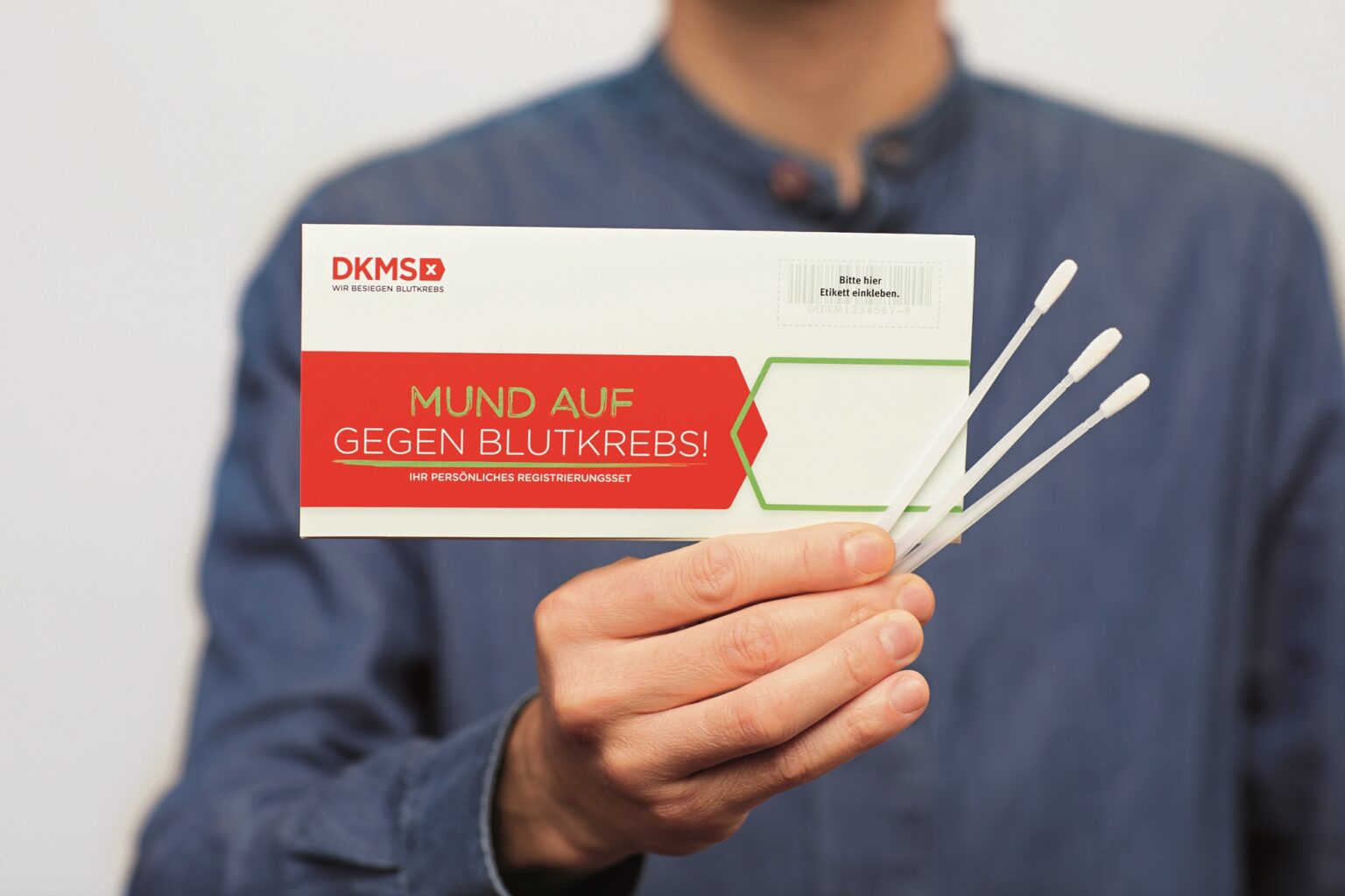 Innovation des DKMS-Labors: CMV-Status per Wangenabstrich › DKMS Media ...